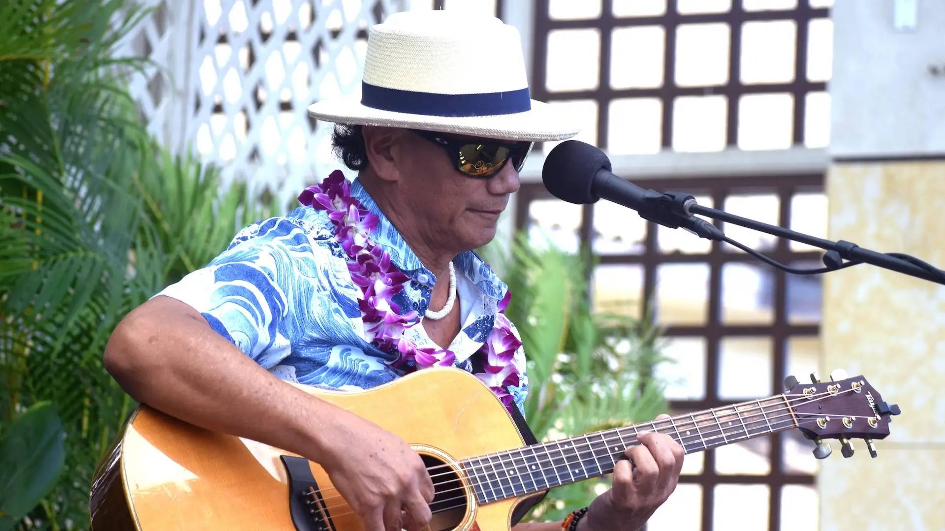 Kona Resort Celebrates Slack-key Guitar, Hawaiian Culture - Local Getaways
