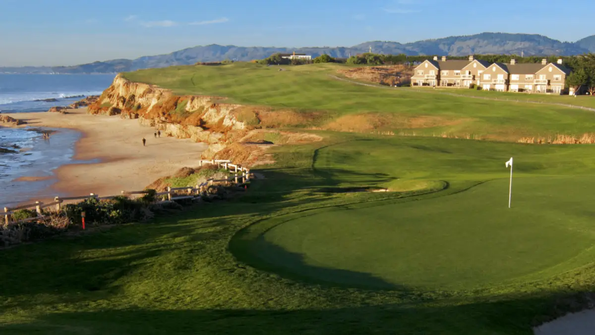The Best Golf Courses in the South Bay - Local Getaways